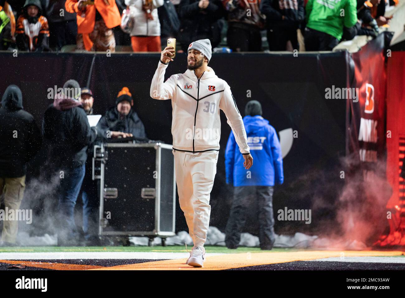 Cincinnati Bengals free safety Jessie Bates (30) enters the field ...