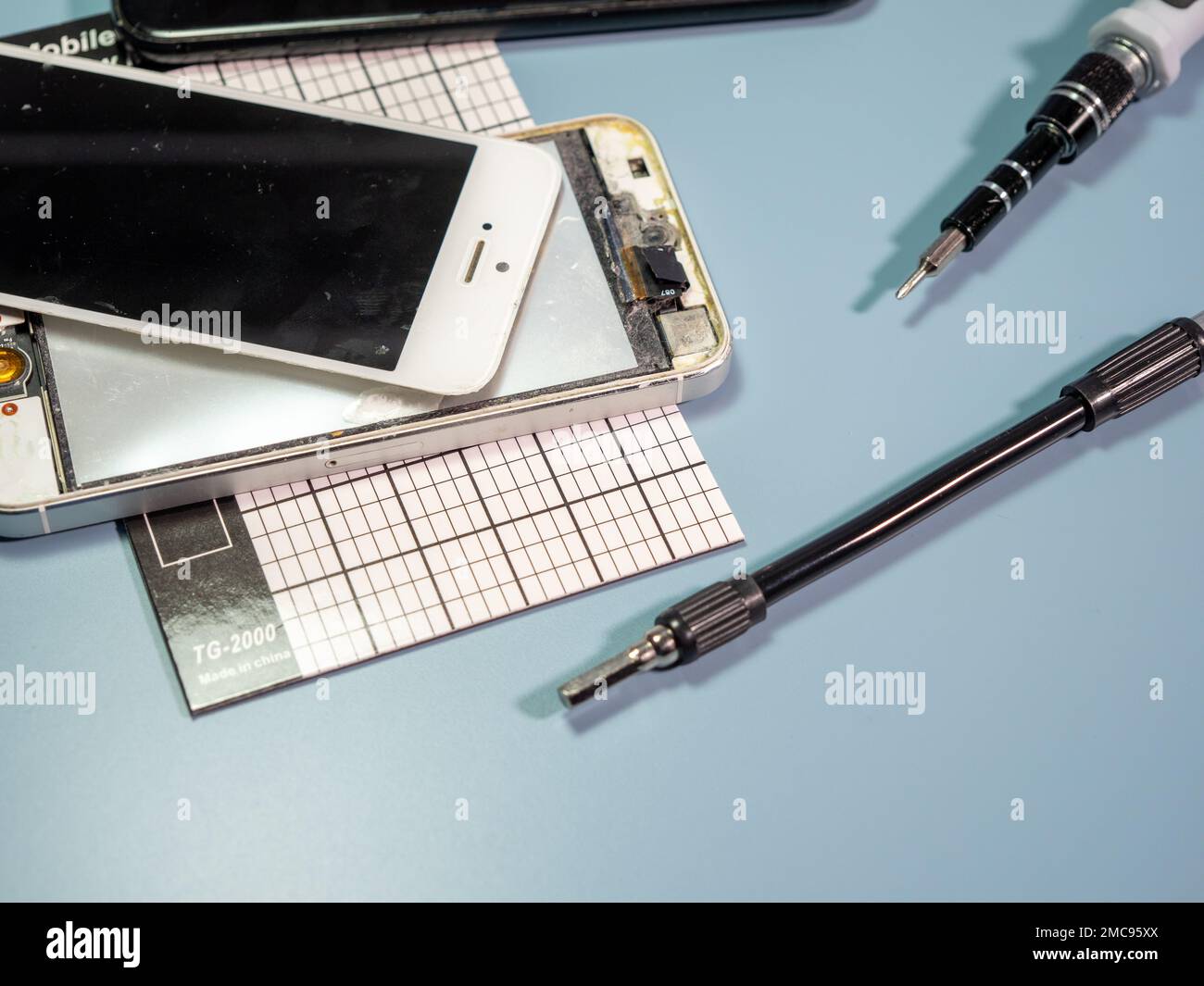 Laboratory equipment broken hi-res stock photography and images - Alamy