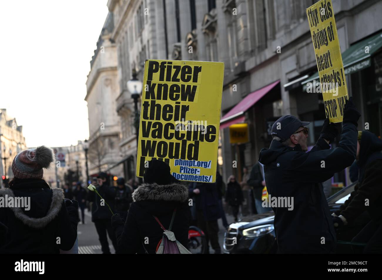 BBC, London, UK, 21 January 2023: Thousands of protesters demand "Truth ...