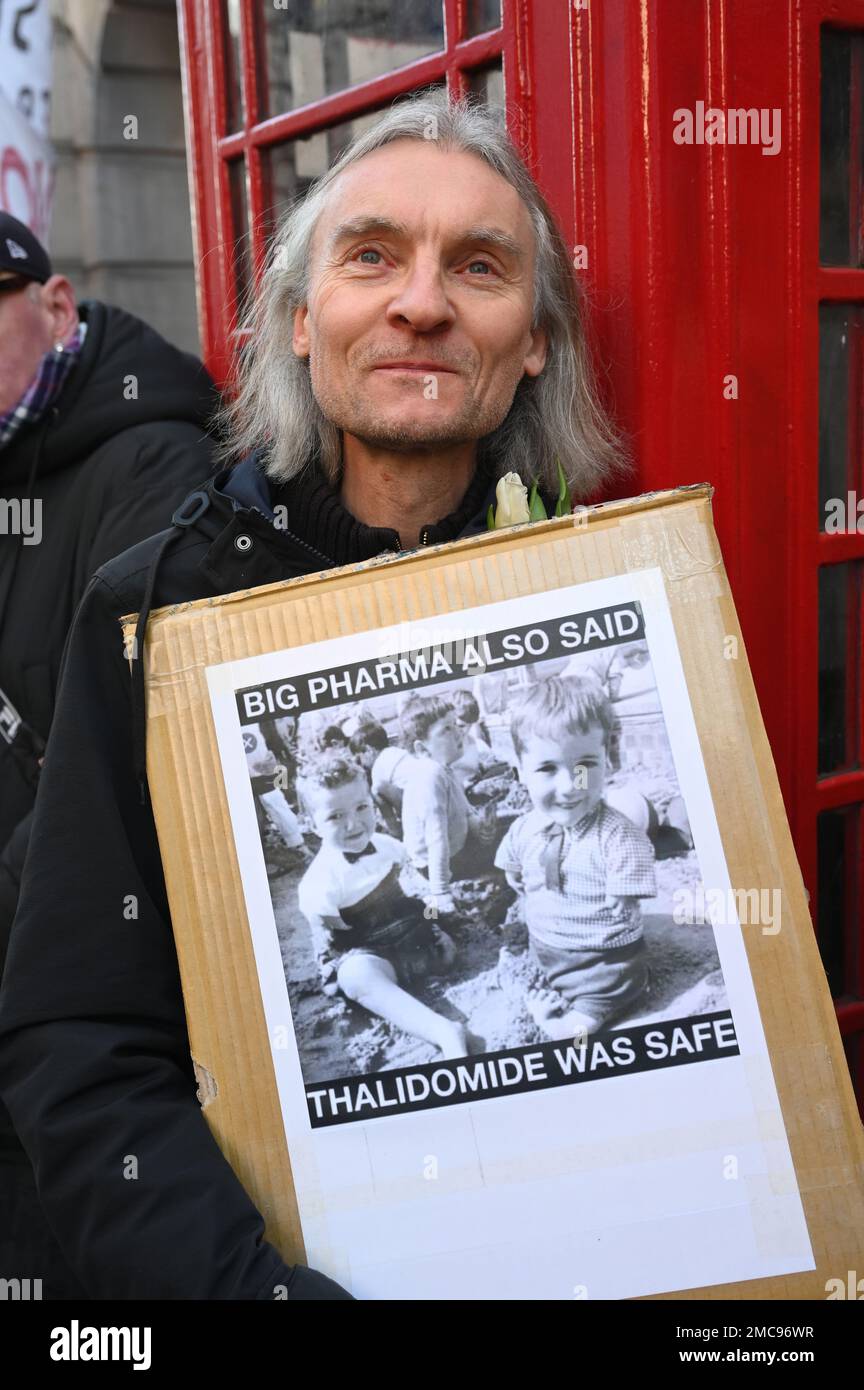 BBC, London, UK, 21 January 2023: Thousands of protesters demand "Truth ...