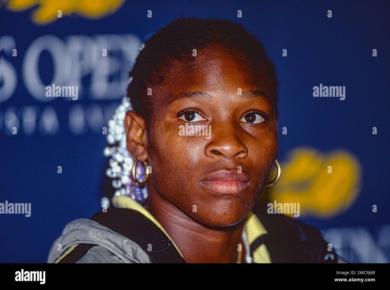 Serena Williams wins her first Grand Slam Tennis at the 1999 US Open ...