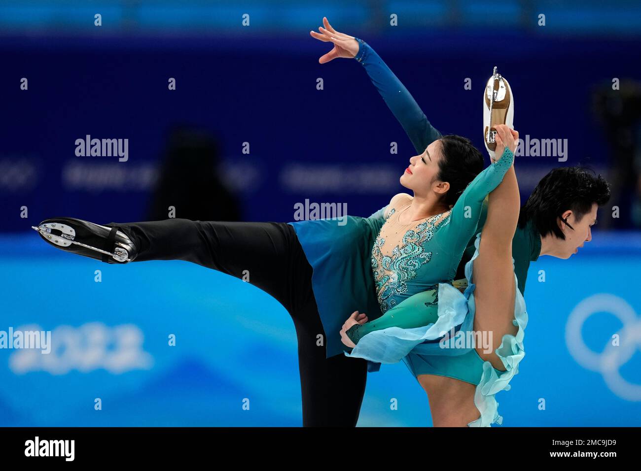 Wang Shiyue and Liu Xinyu, of China, compete in the team ice dance ...