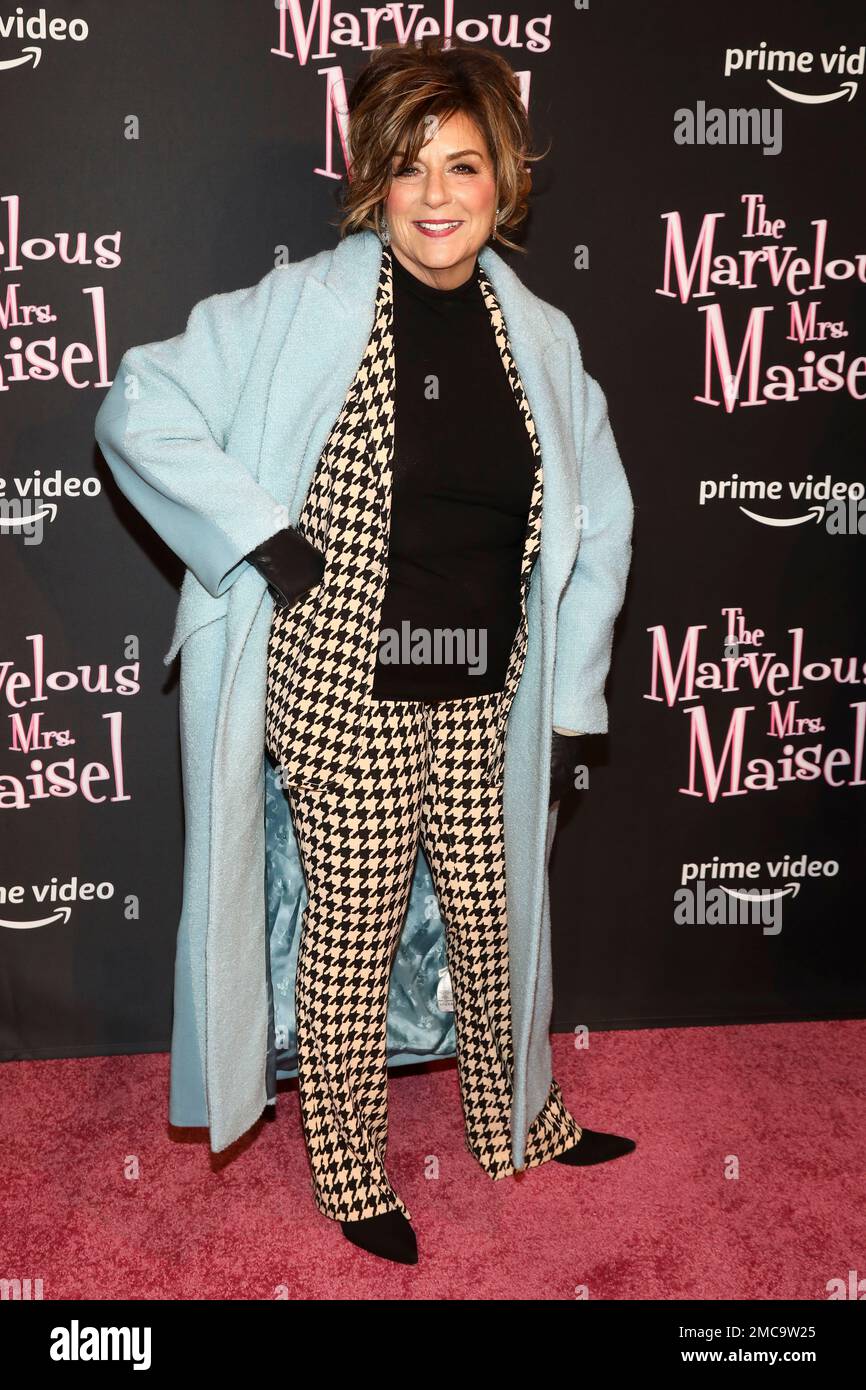 Actor Caroline Aaron participates in the "The Marvelous Mrs. Maisel ...
