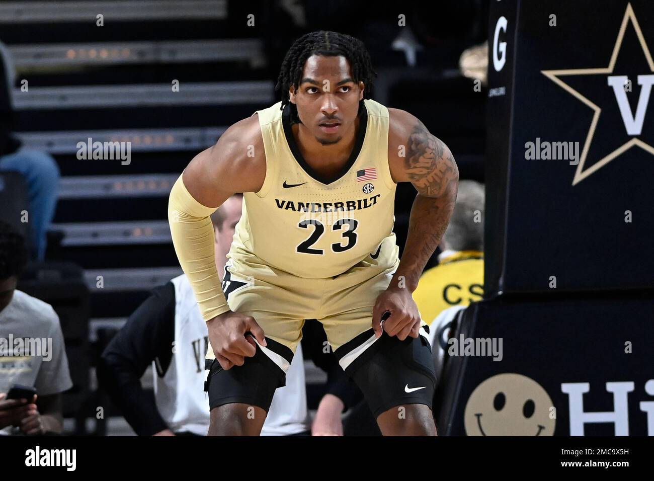 Vanderbilt guard Jamaine Mann (23) plays against LSU during the first ...