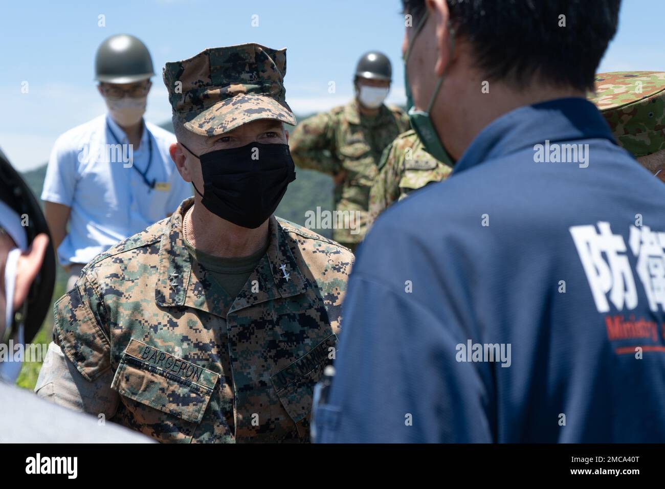 U.S. Marine Corps Maj. Gen. Jay Bargeron (left), 3d Marine Division ...