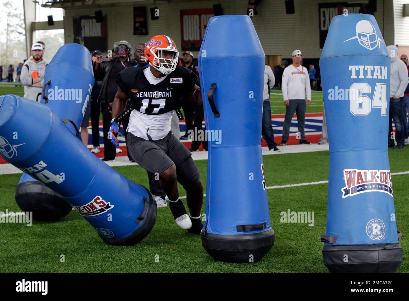 American Team defensive lineman Zach Carter of Florida (17) runs ...