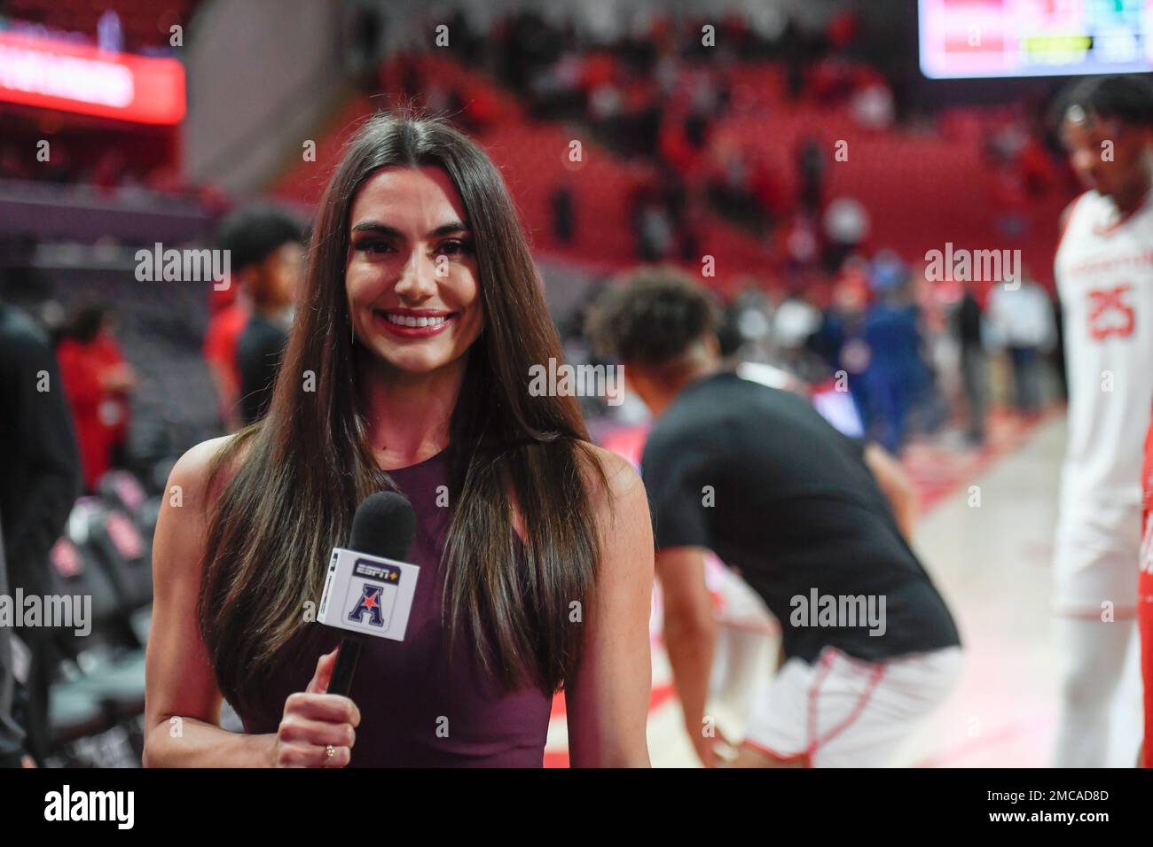 Shelby Coppedge on the sideline after an NCAA college basketball game ...