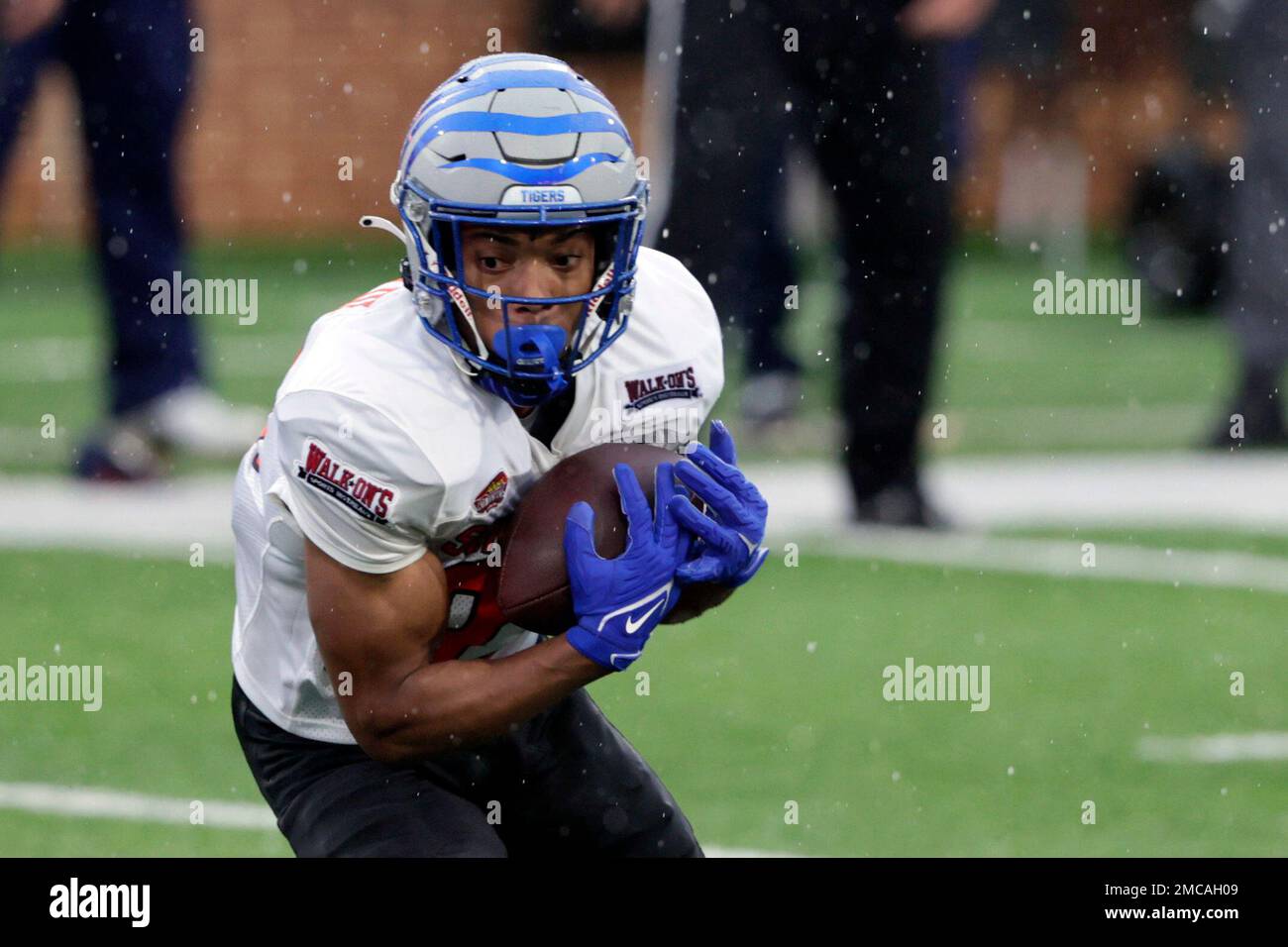 American Team wide receiver Calvin Austin III of Memphis runs through ...