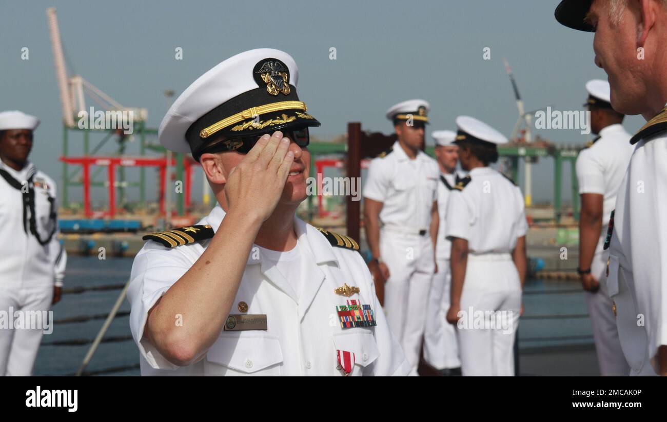 220628-N-TR286-0070 TARANTO, ITALY (June 28, 2022) Cmdr. Lawrence ...