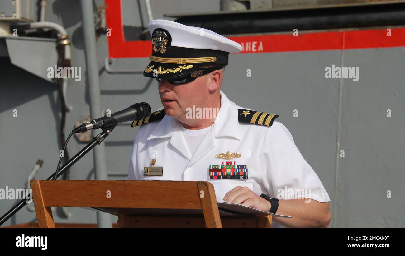 220628-N-TR286-0055 TARANTO, Italy (June 28, 2022) Cmdr. Greg Page ...