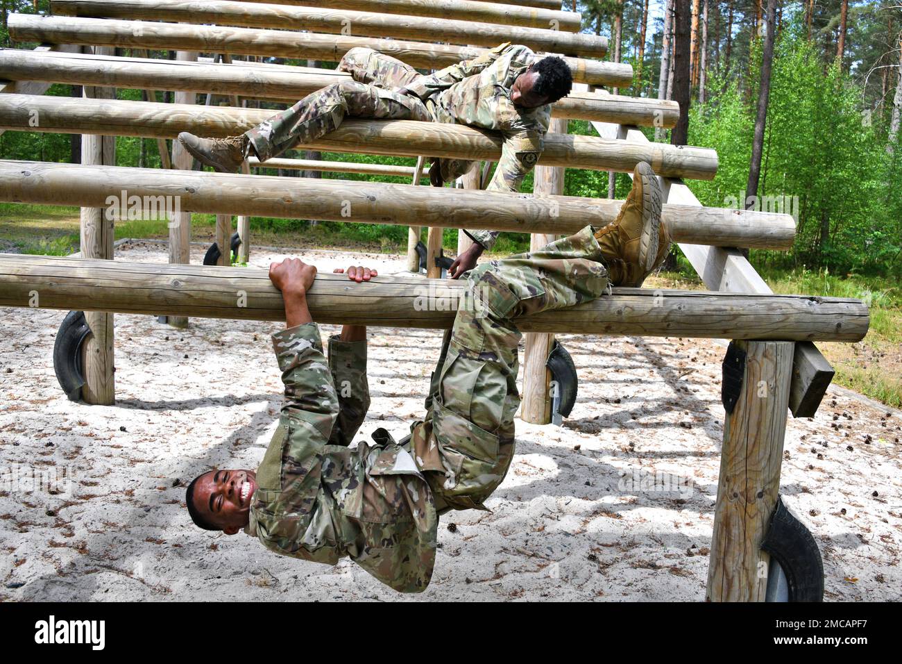 U.S. Soldiers assigned to Bull Troop, 1st Squadron, 2nd Cavalry ...