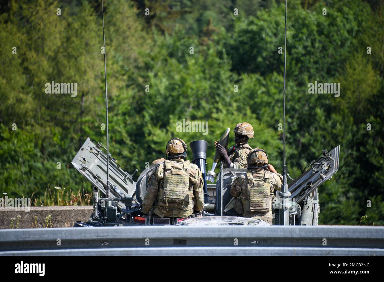 Mortar training and evaluation program hi-res stock photography and ...
