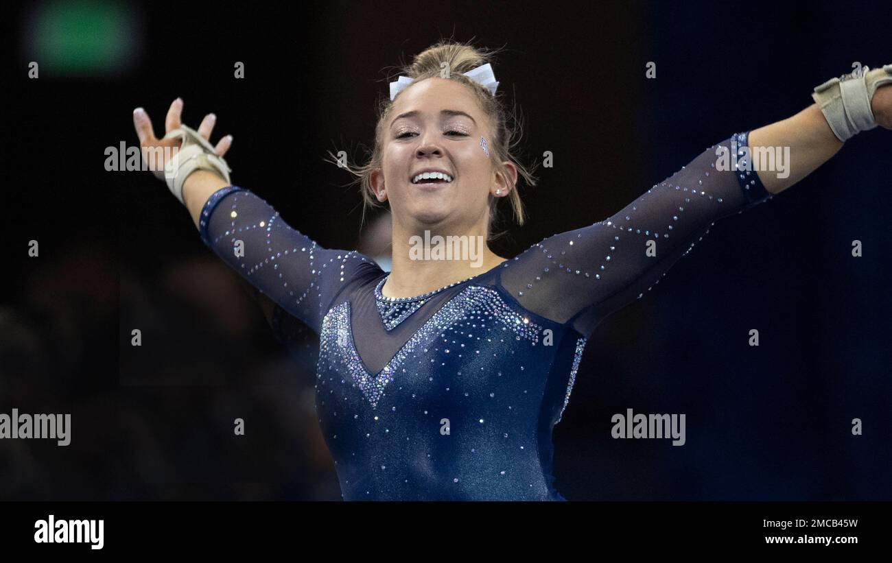 Arizona's Emily Mueller competes in the floor exercise during an NCAA ...