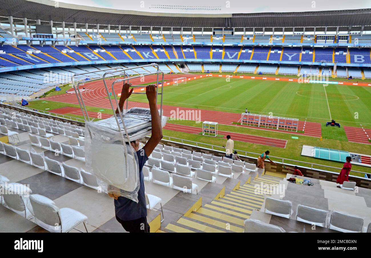 Cleaning stadium field hi-res stock photography and images - Alamy