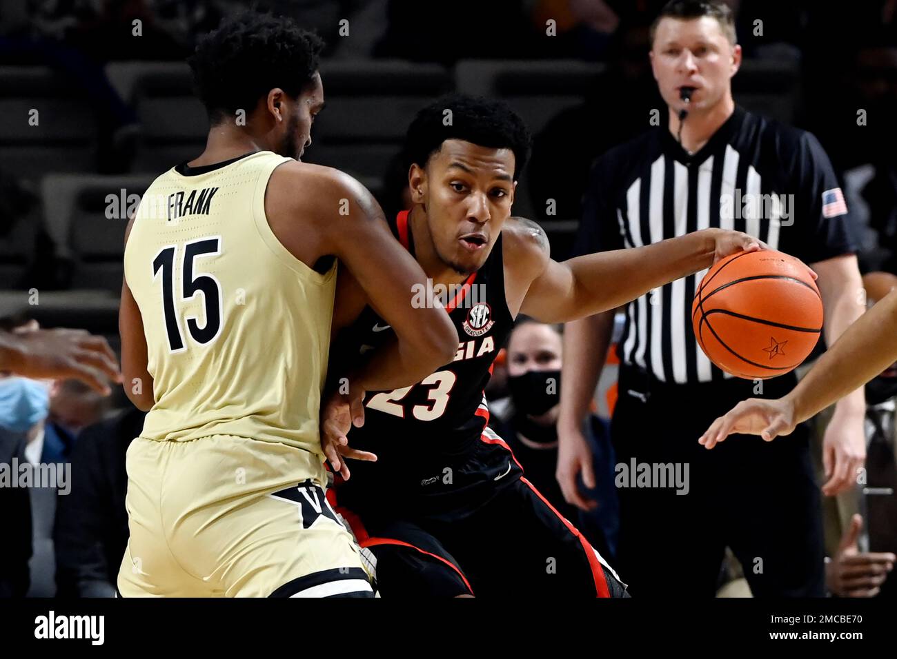 Georgia guard Braelen Bridges (23) is defended by Vanderbilt forward ...