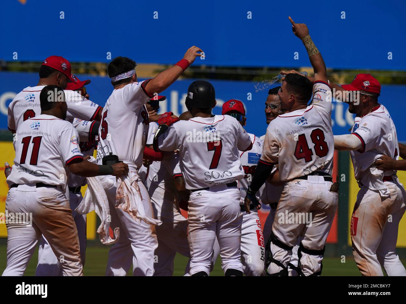 Panama's players celebrate their 3-2 victory over Puerto Rico at the ...