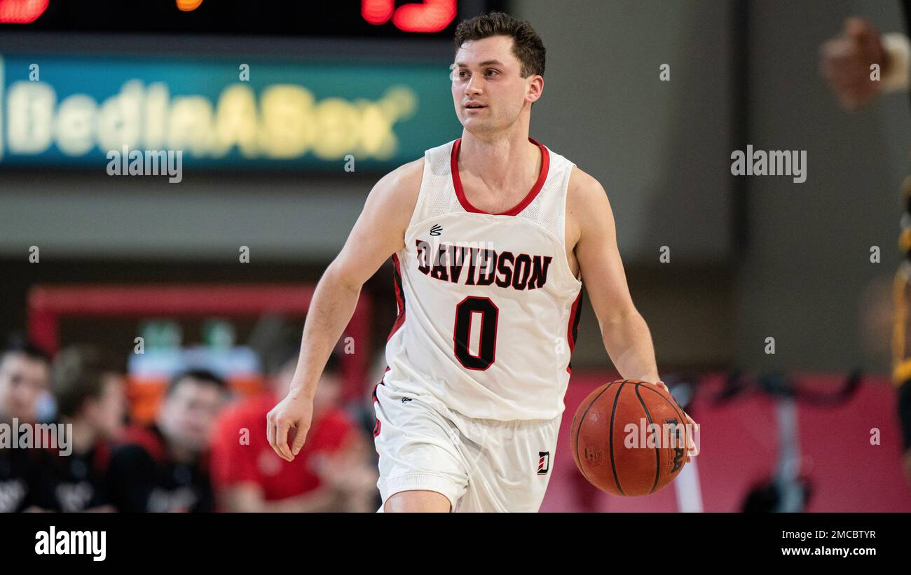 Davidson Wildcats guard Foster Loyer (0) brings the ball up court ...