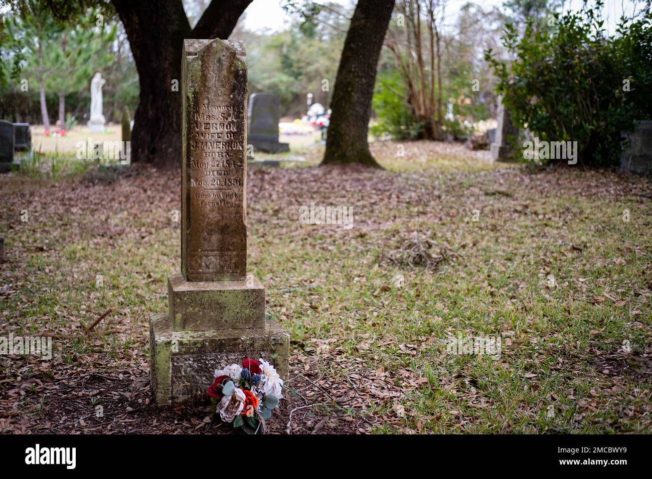 An old and historic small cemetery with headstones in Tomball, Texas ...