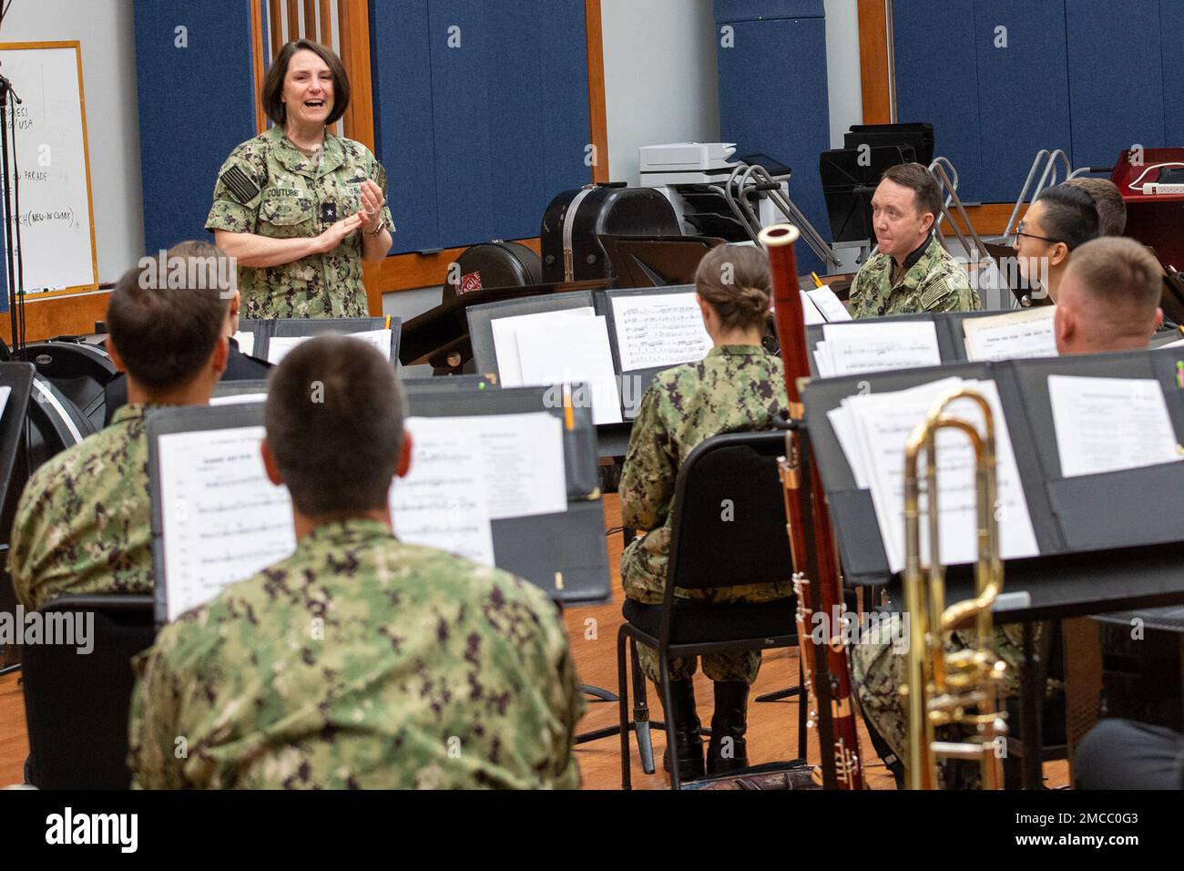 220629-N-ZW825-0273 GREAT LAKES, Ill. (June 29, 2022) Commander, Naval ...