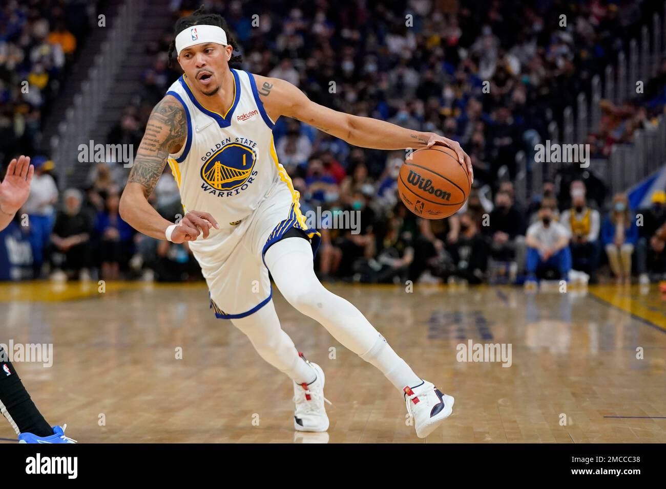Golden State Warriors guard Damion Lee against the Houston Rockets ...