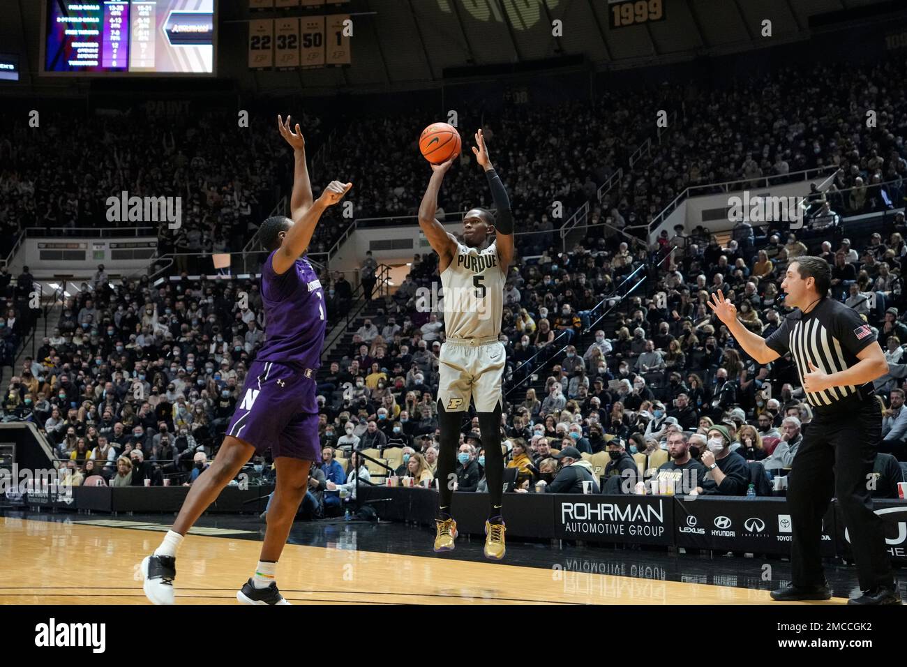Purdue guard Brandon Newman (5) in action during an NCAA college ...