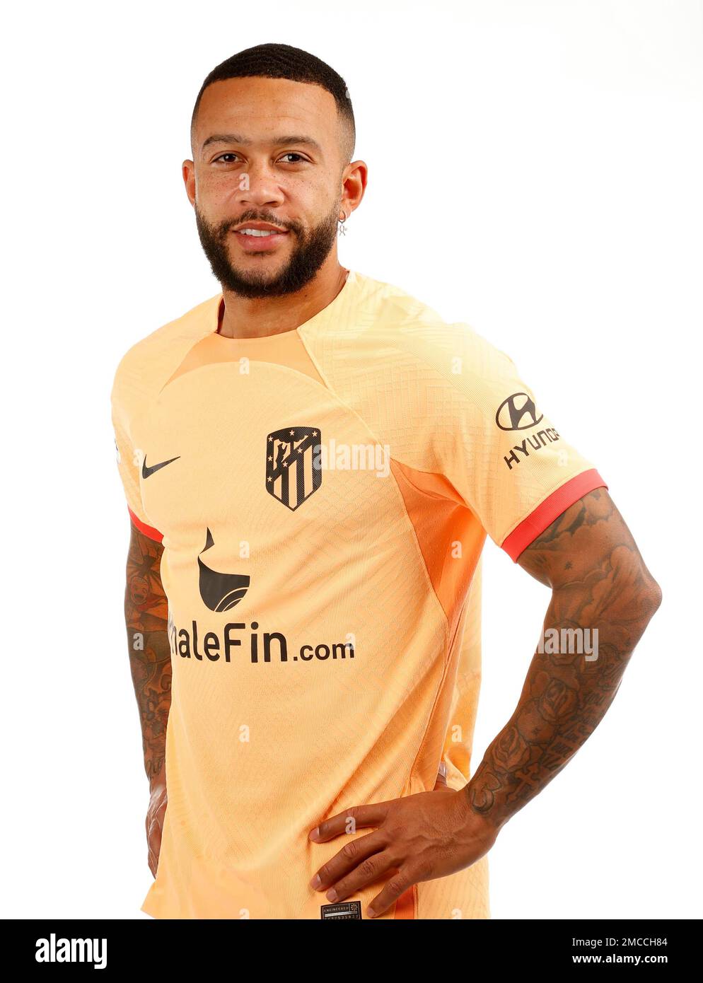 Official presentation of Memphis Depay as a new Atletico de Madrid ...