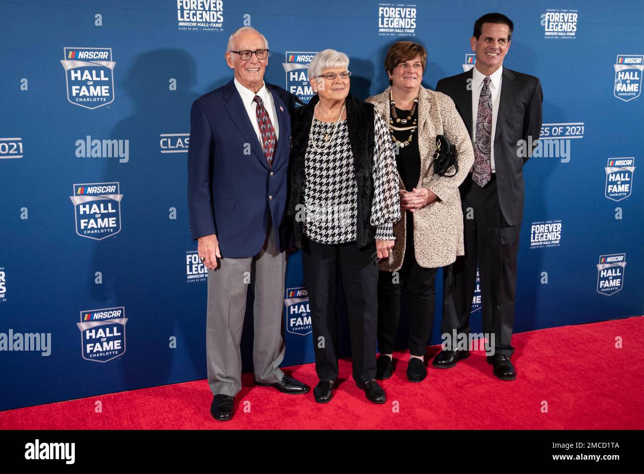 NASCAR Hall of Fame member Dale Inman, left, poses for photos prior to ...