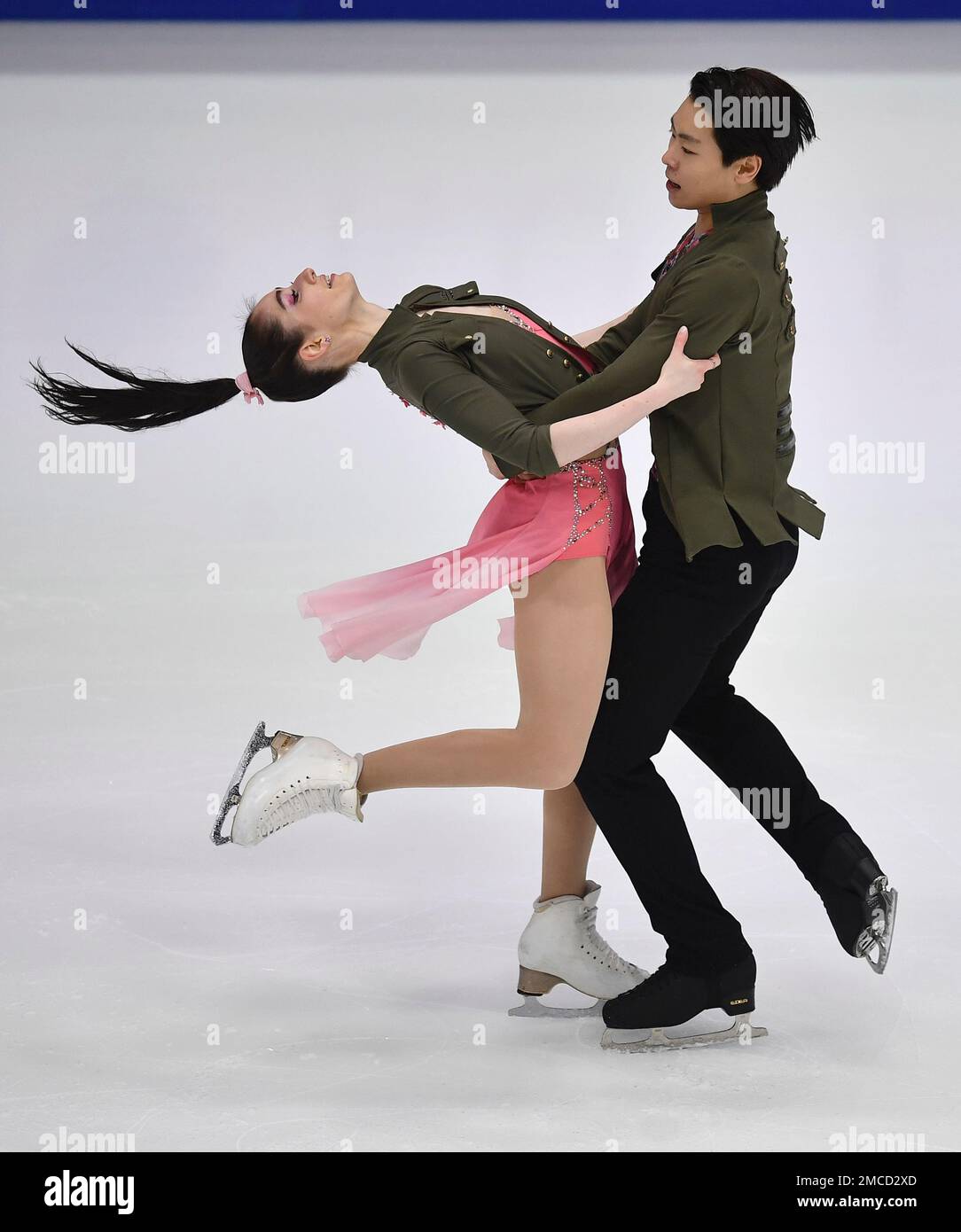 Charlotte Lafond-Fournier and Richard Kang In Kam of the New Zealand ...