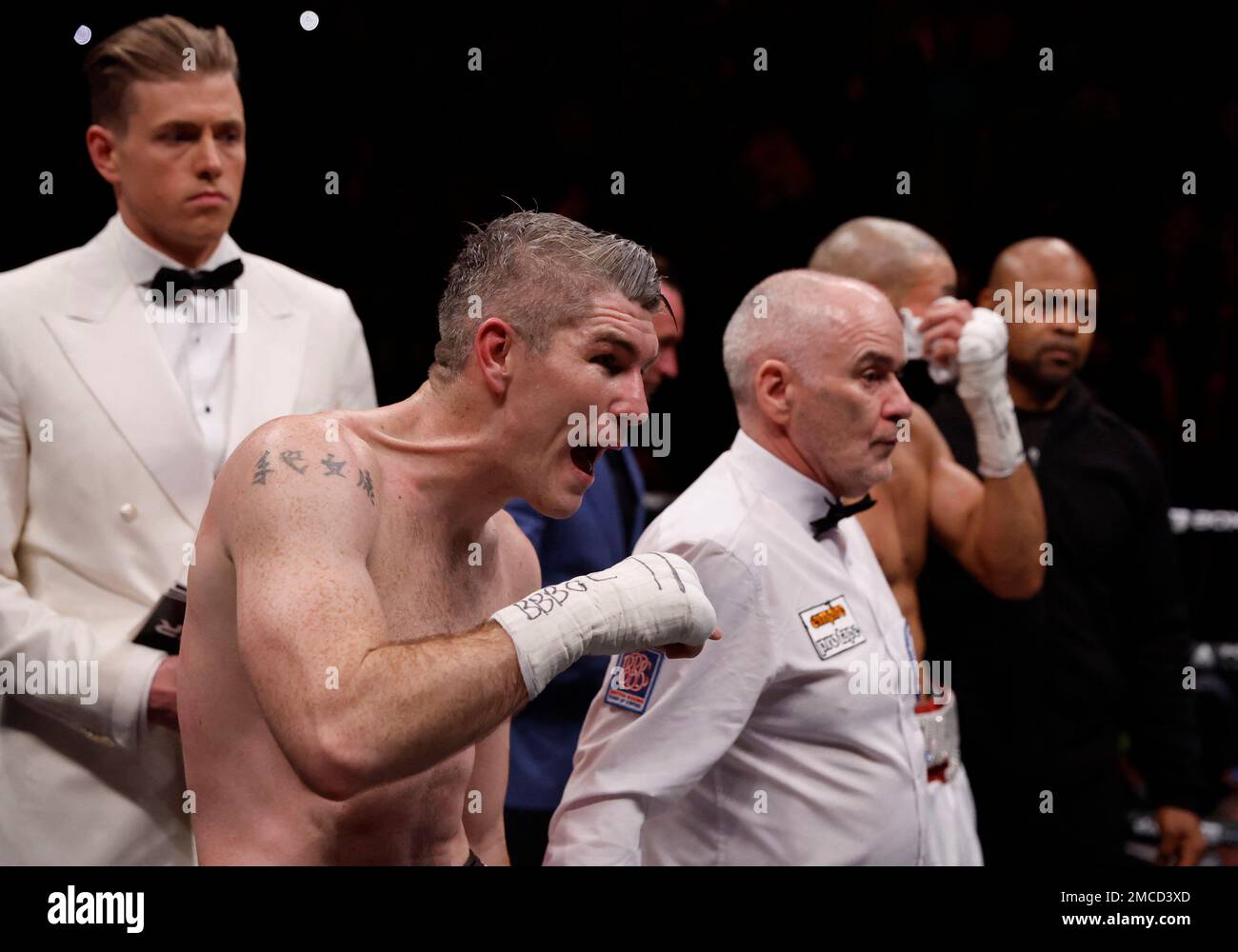 Liam smith and eubank fight hi-res stock photography and images - Alamy