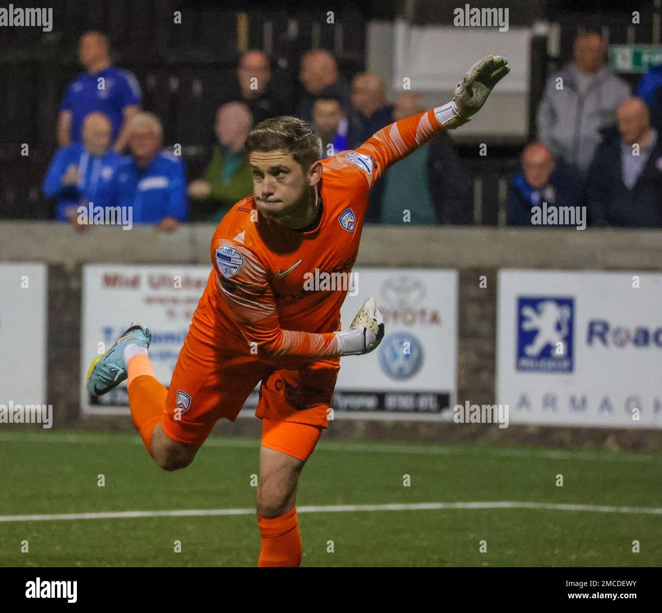 Gareth deane goalkeeper hi-res stock photography and images - Alamy