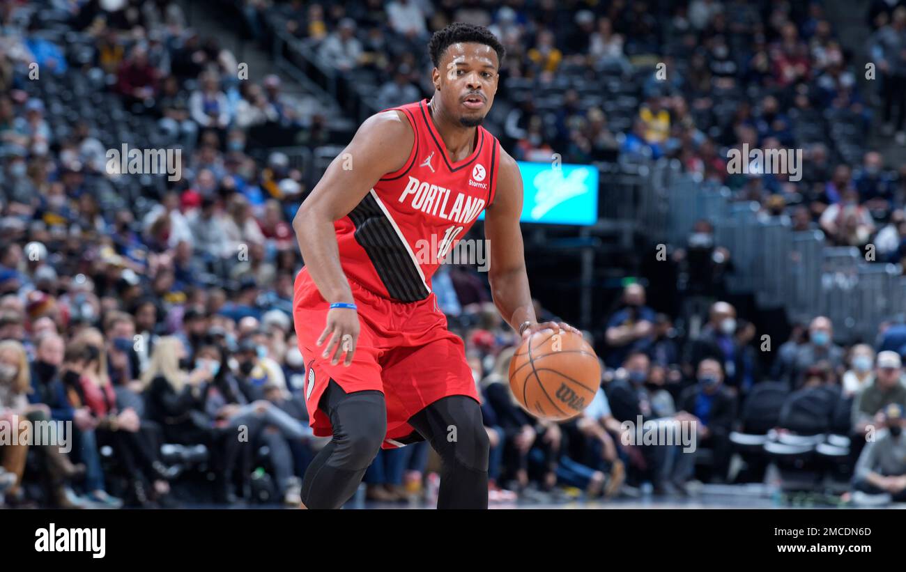 Portland Trail Blazers guard Dennis Smith Jr. (10) in the first half of ...