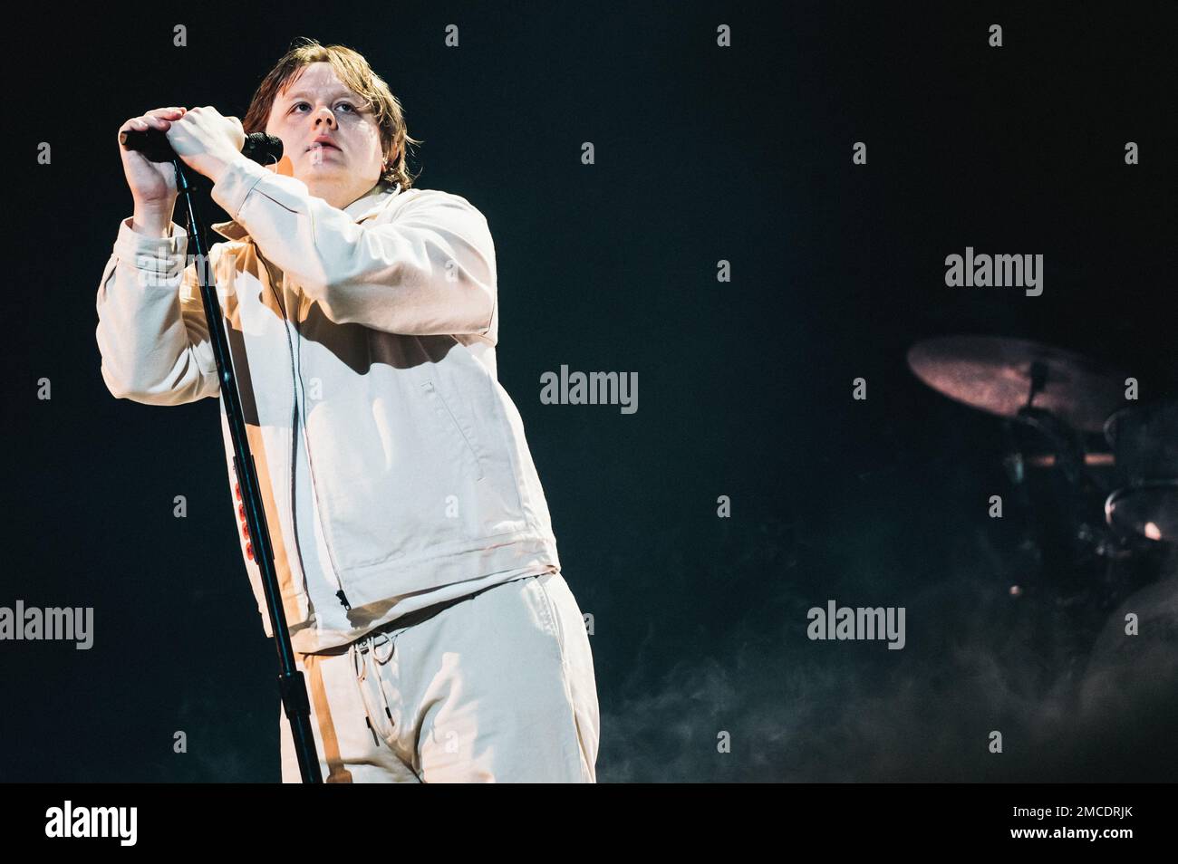 Lewis capaldi hi-res stock photography and images - Alamy