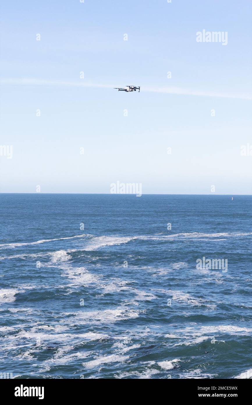 Flying drone over water hi-res stock photography and images - Alamy