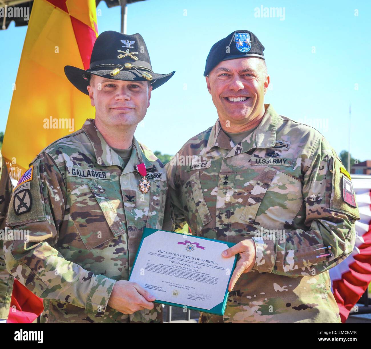 Col timothy gallagher hi-res stock photography and images - Alamy