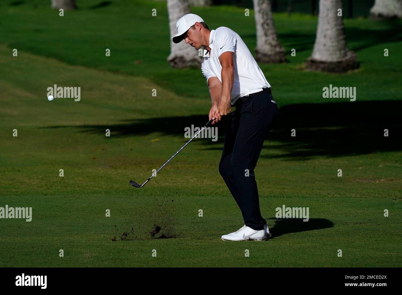 Cameron Davis chips onto the ninth green during the second round of the ...