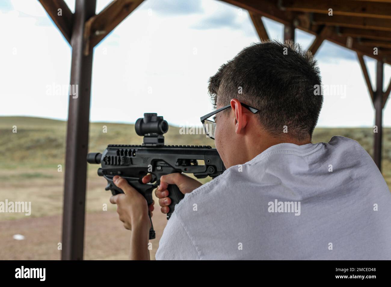 A Soldier assigned to 2nd Stryker Brigade Combat Team, 4th Infantry ...