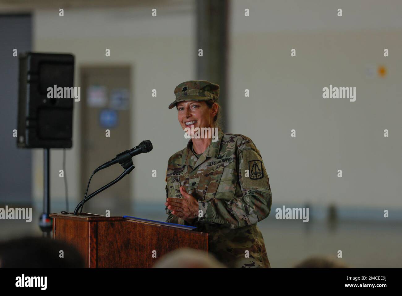 Lt. Col. Erin P. Davis, 15th Military Intelligence Battalion out-going ...