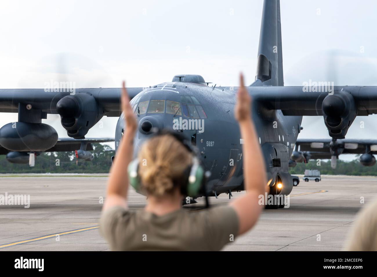 901st special operations aircraft maintenance squadron hi-res stock photography and images - Alamy
