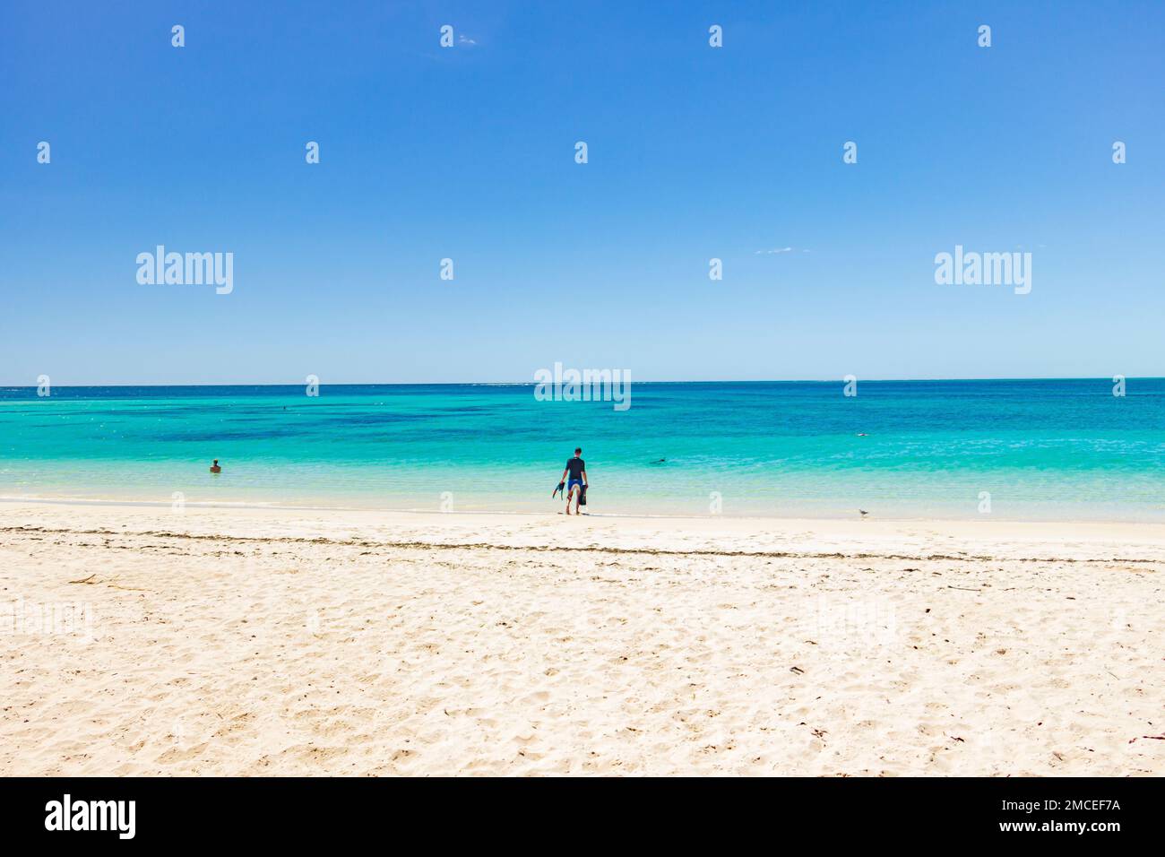 Turquoise Bay Beach in Cape Range National Park of Coral Coast in ...