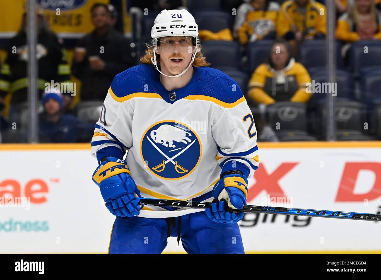 Buffalo Sabres center Cody Eakin (20) plays against the Nashville ...