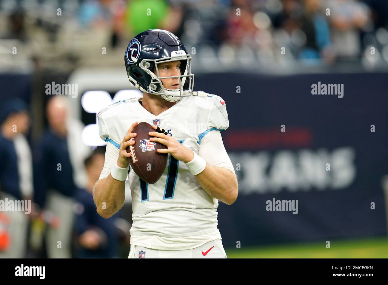 Tennessee Titans quarterback Ryan Tannehill (17) looks to pass during ...