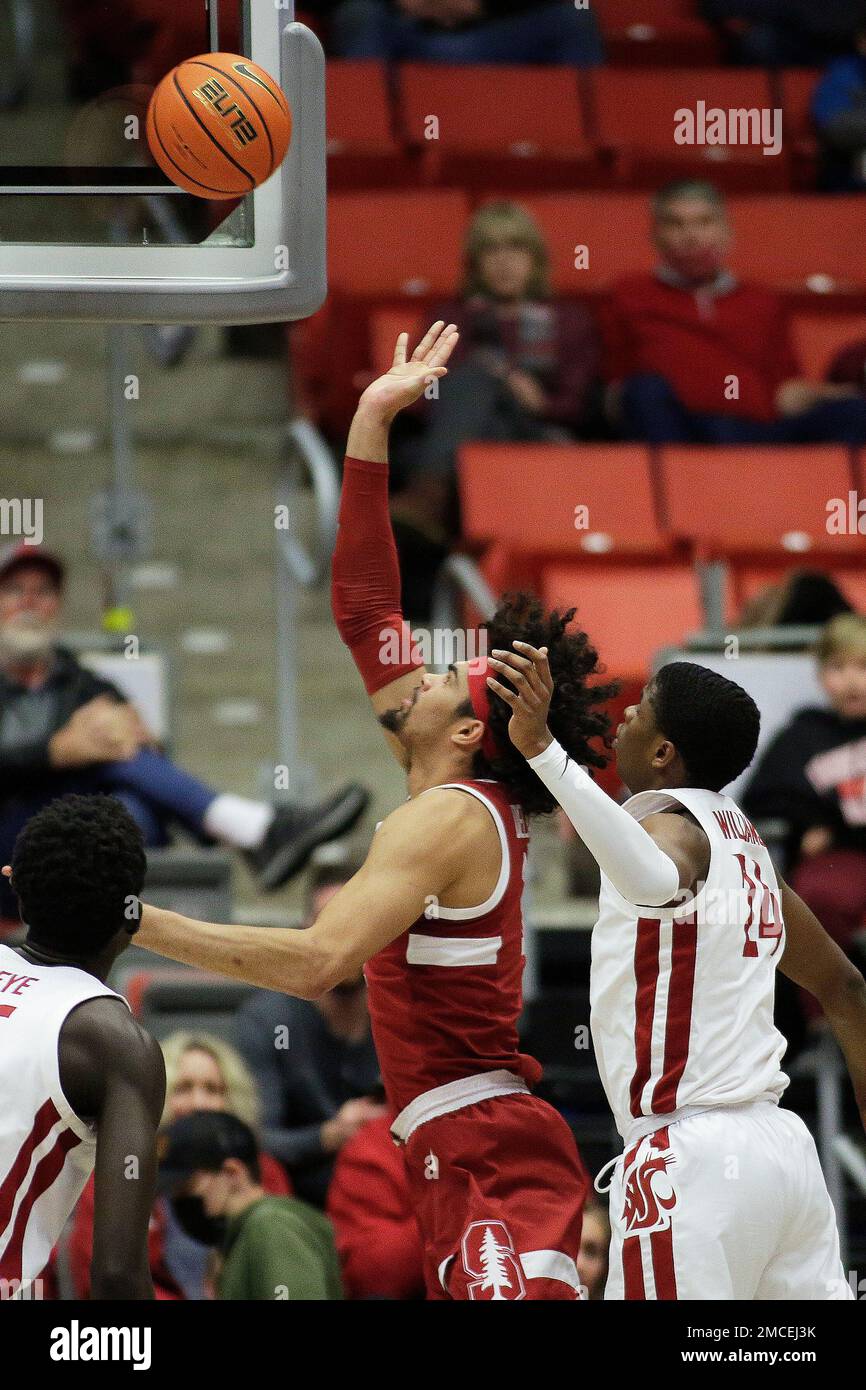 Stanford forward Jaiden Delaire, center, shoots in front of Washington ...