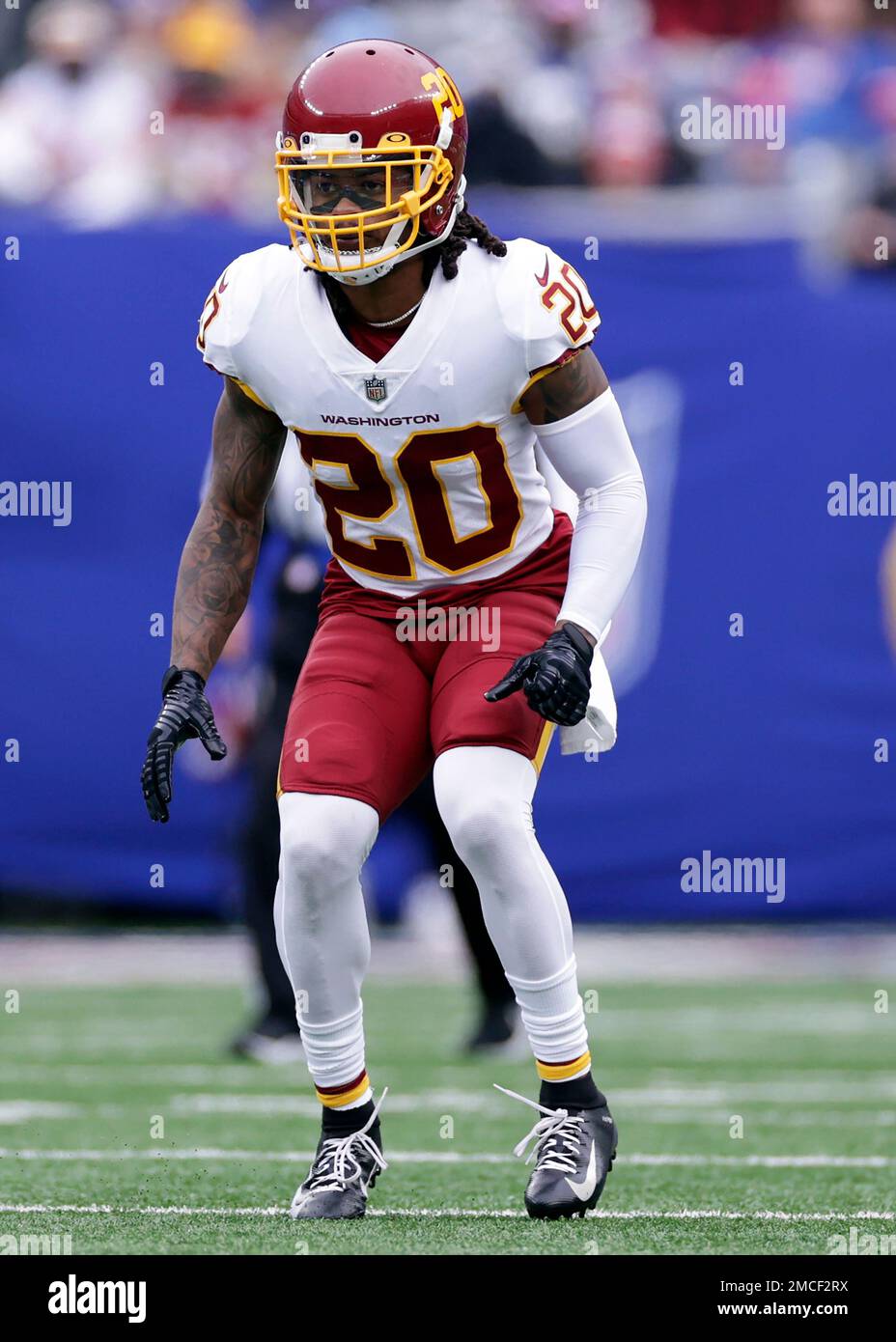 Washington Football Team cornerback Bobby McCain (20) defends against ...