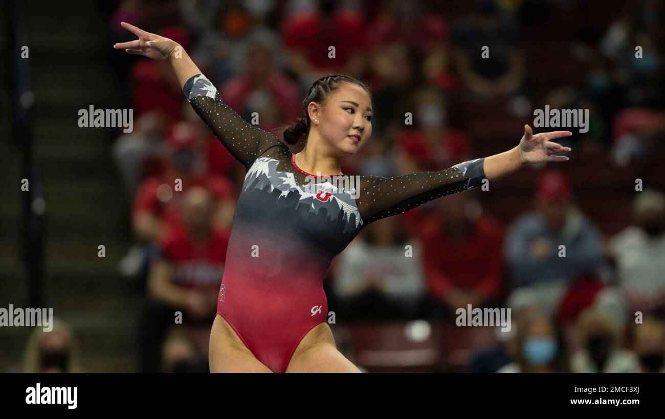 Utah Utes gymnast Kara Eaker performs a floor routine during an NCAA ...