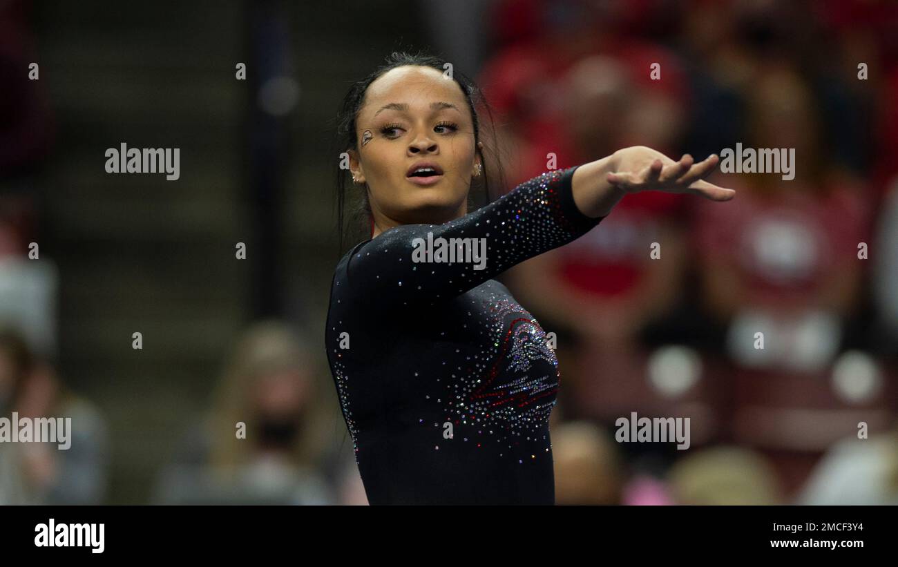 SUU Thunderbirds gymnast Karley McClain performs a floor routine during ...