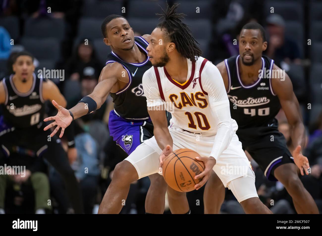 Sacramento Kings guard De'Aaron Fox and forward Harrison Barnes (40 ...