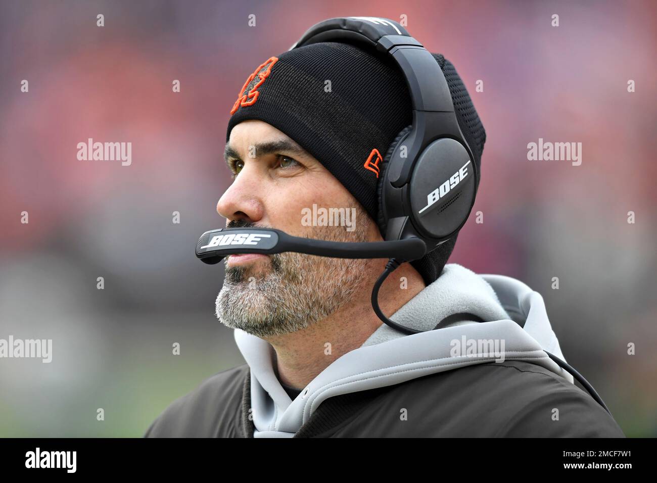 Cleveland Browns head coach Kevin Stefanski looks on before an NFL ...