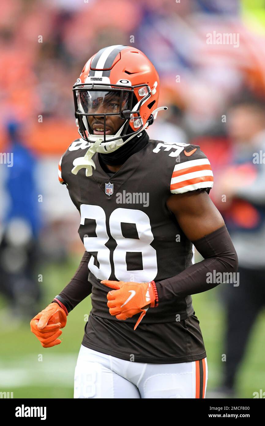Cleveland Browns cornerback A.J. Green (38) looks on before an NFL ...