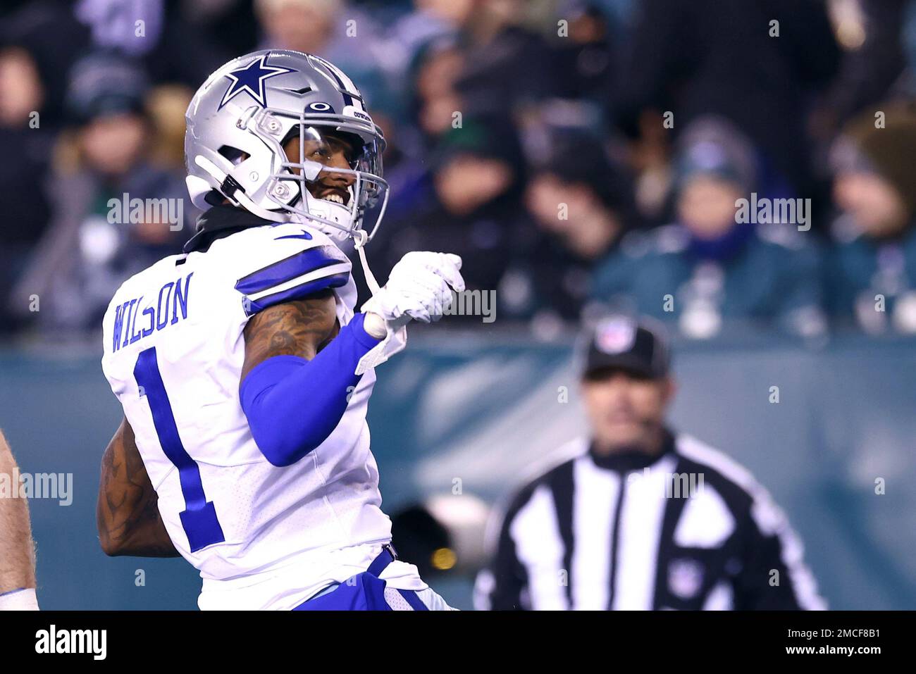 Dallas Cowboys wide receiver Ced Wilson (1) against the Philadelphia ...