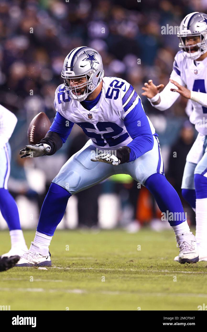 Dallas Cowboys guard Connor Williams (52) in action against the ...